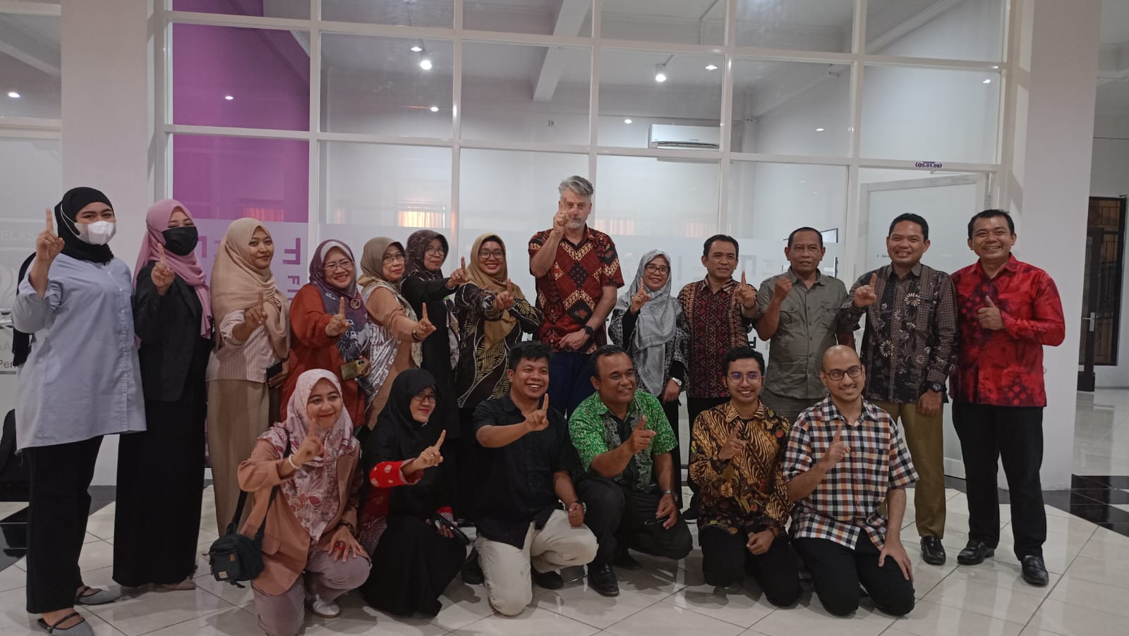 Prodi S3 Manajemen Pendidikan FIP UNESA Bahas Kepemimpinan, Datangkan Pakar dari Australia ...